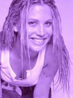 Yeah, maybe if u push your arms together it'll give u more clevage