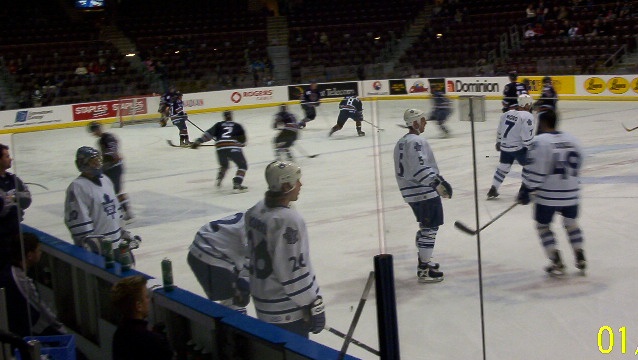 LIVE WARM UP PICS FROM JANUARY 7, 2002