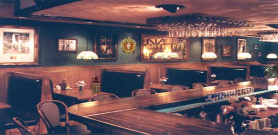 THE RAMBLIN ROVER PUB