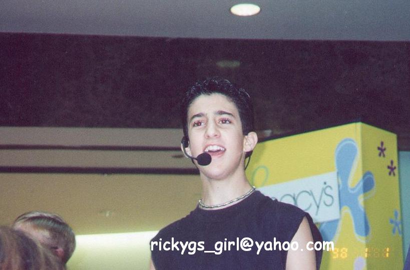 EvEryThiNg AboUt...GrEg RaPoSo