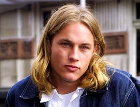 Travis Fimmel FanSite- Biography