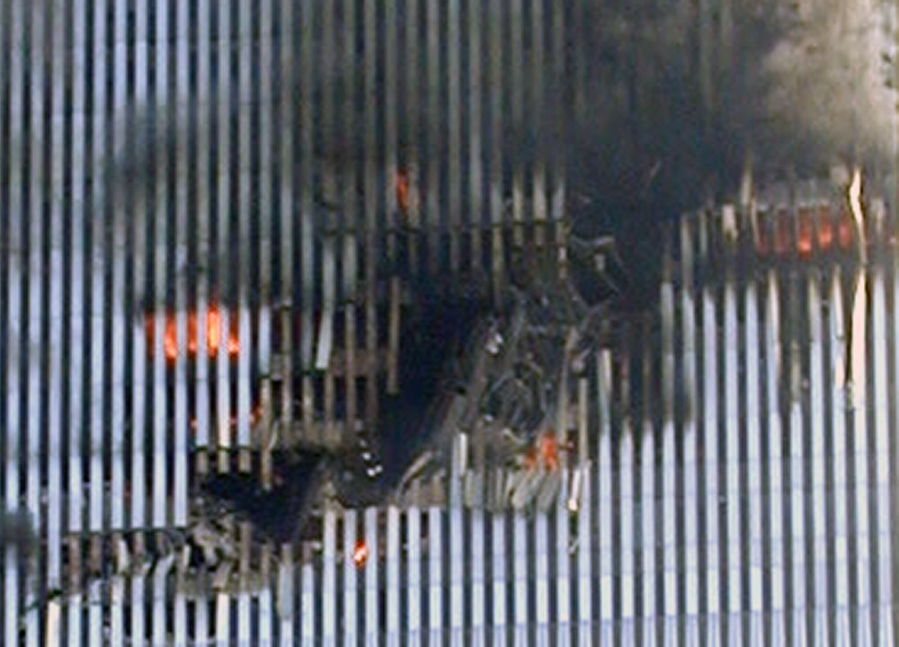 United Airlines Flight 175 2