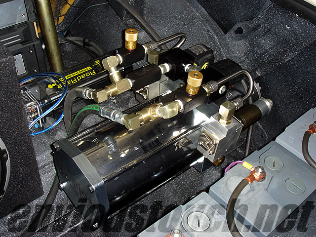 Layitlow Lowrider Hydraulic Install