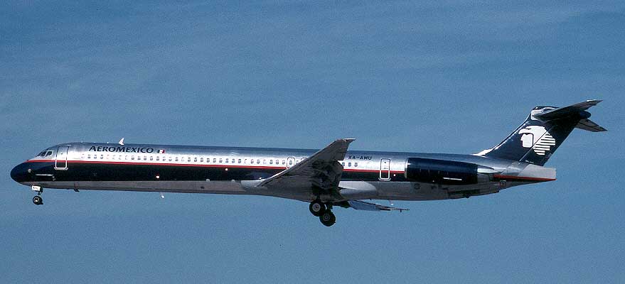 McDonnell Douglas MD-88 Photo Gallery Three