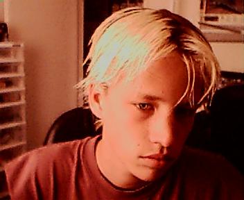 The bottom girl has got a little problem with paint in her eye but shes ...