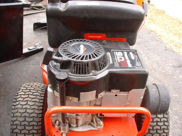 2000 Snapper Rear Engine Riding Mower