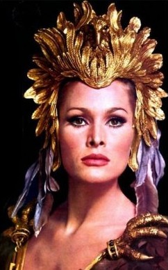 Ursula Andress