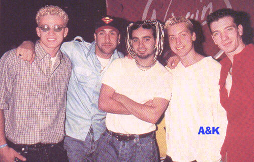 ~*N SYNC Interviews/Articles/Pics~