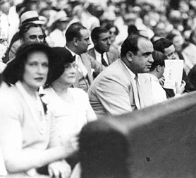 capone2.jpg (24841 bytes)
