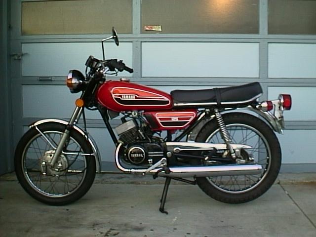 Yamaha RD125 Tech Page