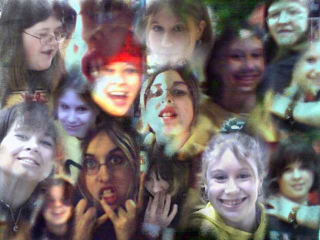 Ravyn would like to welcome you to their realm.