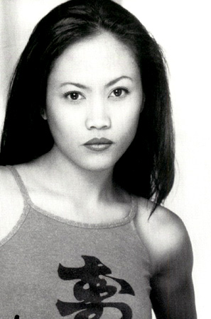 Artist Profile : Joy Bisco