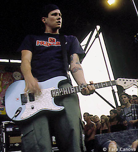 tOm DElonGe BiO
