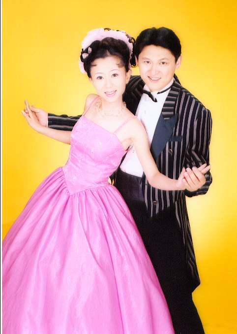 Family Album ©2001 Lin Zhou