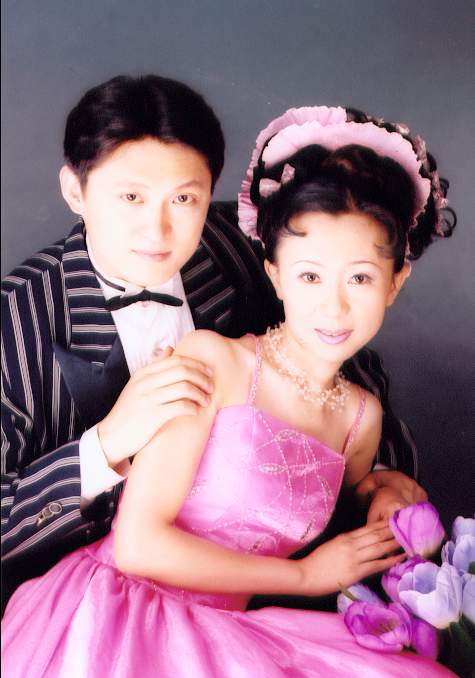 Family Album ©2001 Lin Zhou