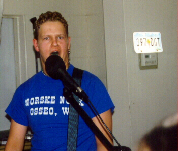 LIVE SHOTS...(click on the thumbnails to see the full size)