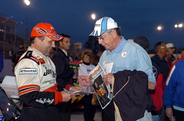 MikeGarveyFans.com :: The Official Website just for Mike Garvey Fans