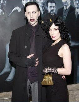 In 2005, he announced the start of the recording of as new album. He ...