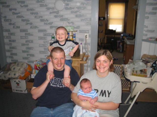 Here are new pictures of the Larson Family!