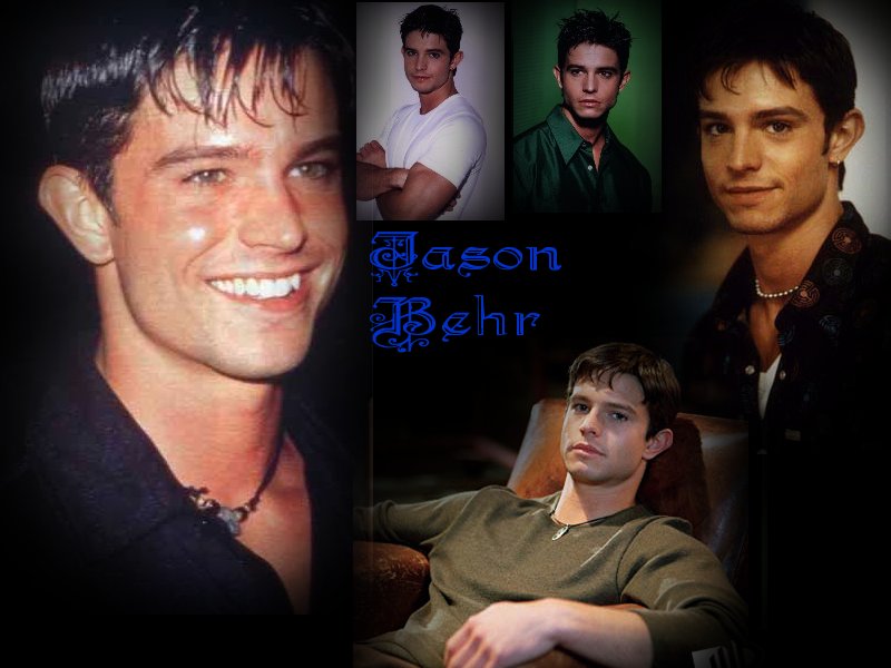 Max Evans:Jason Behr