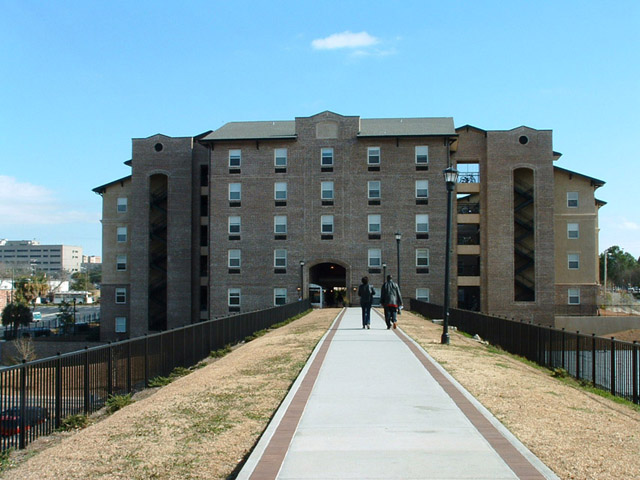 Savannah and SCAD - Dorm Pictures