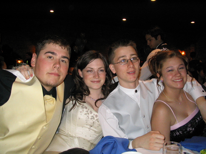 PROM PIKTARS! (his prom anyway)